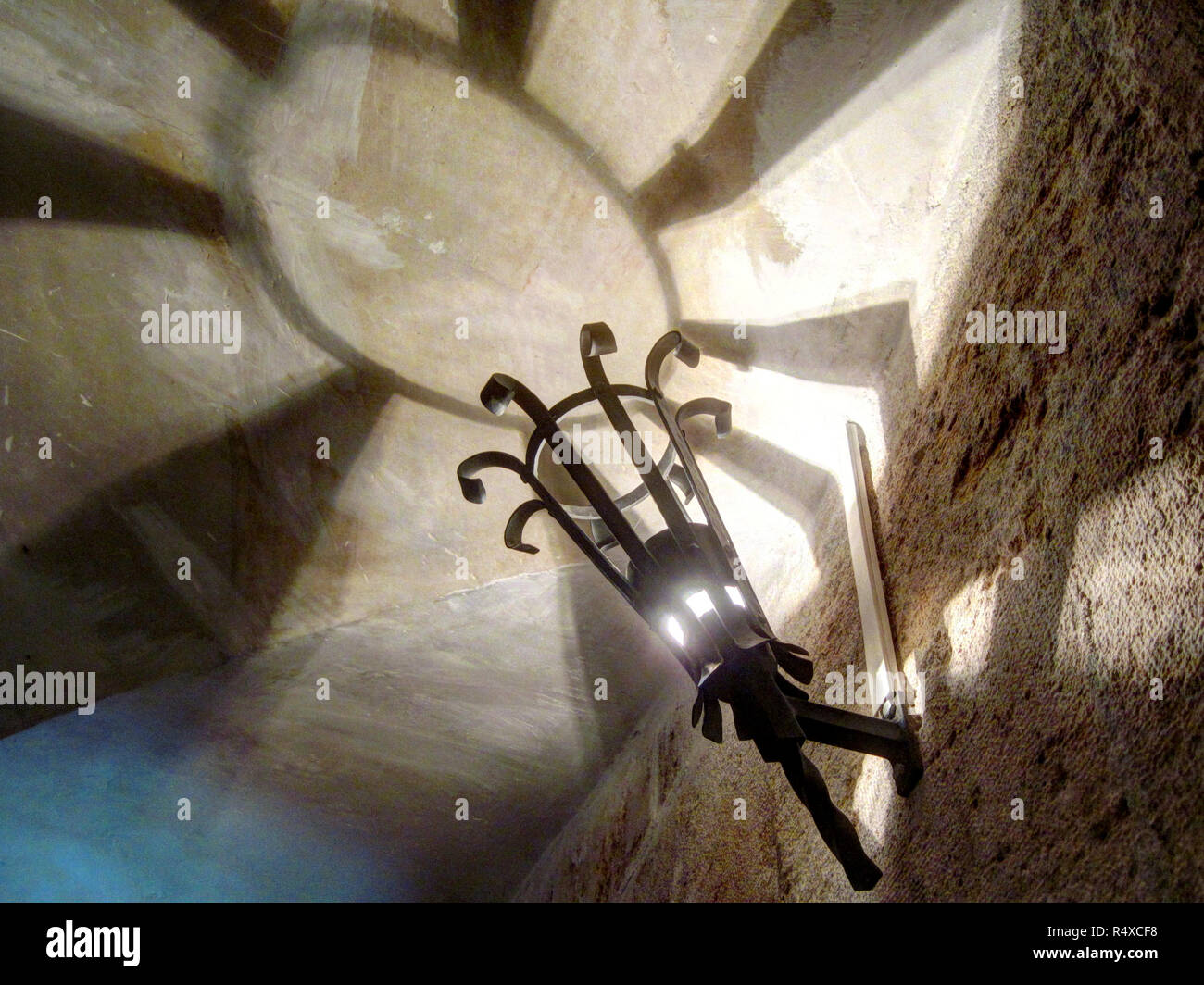 Cellar arch ceiling hi-res stock photography and images - Alamy