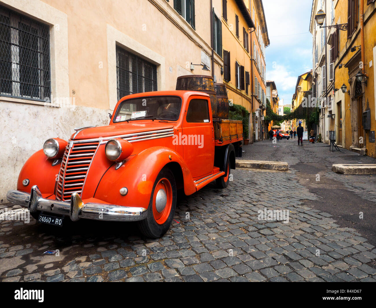 Fiat truck hi-res stock photography and images - Alamy