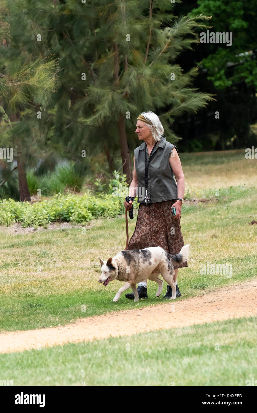 Lady walking side view hi-res stock photography and images - Alamy