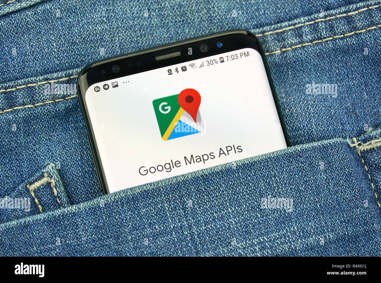 New google maps logo hi-res stock photography and images - Alamy