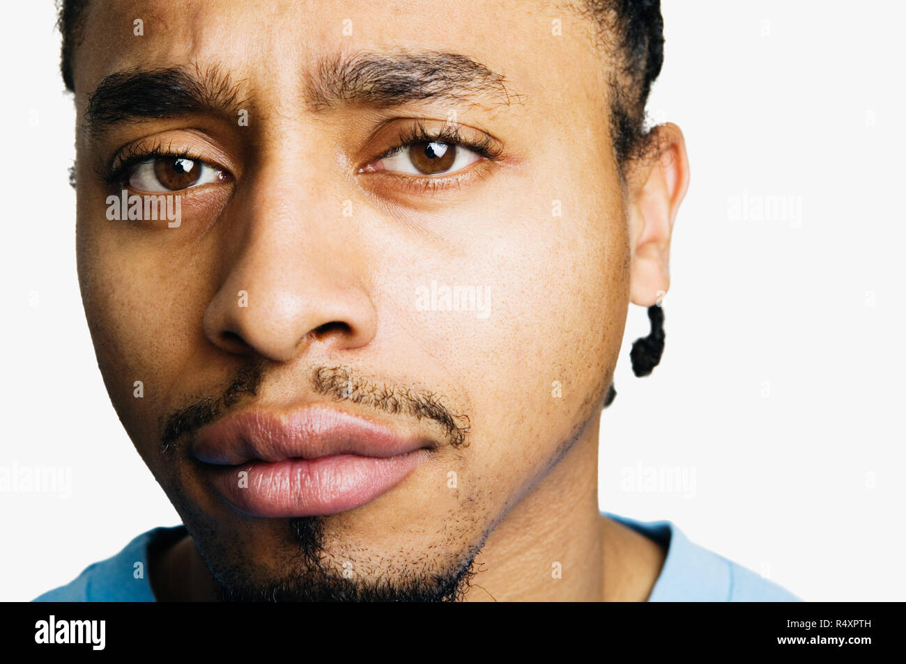 Human eyeball cutout hi-res stock photography and images - Alamy