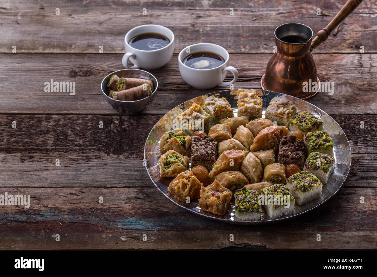 Syrian delights hi-res stock photography and images - Alamy