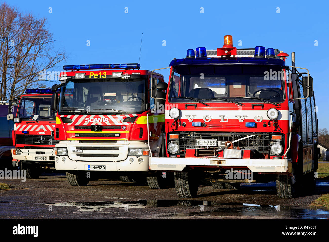 Scania fire engine hi-res stock photography and images - Alamy