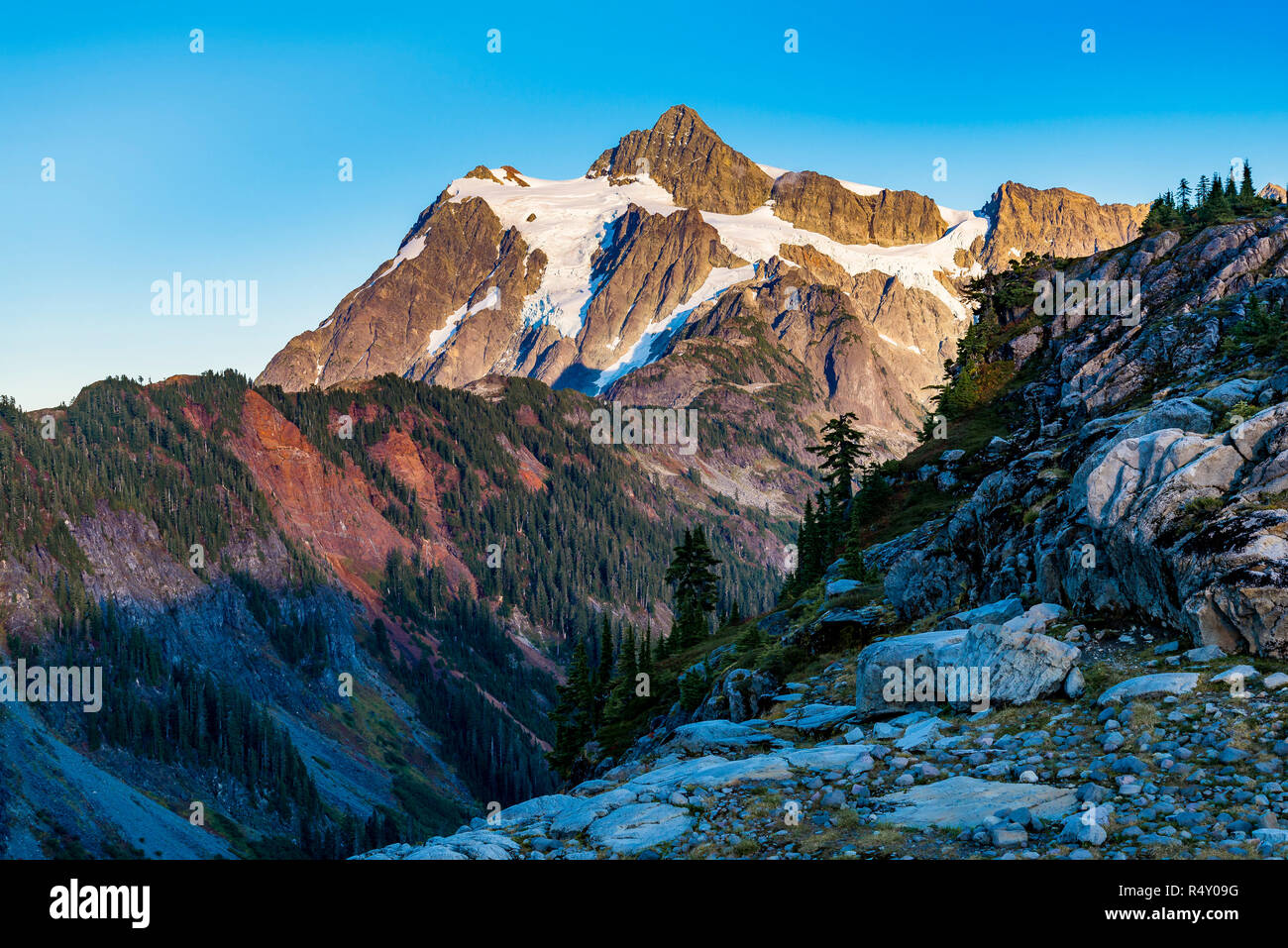 Mount baker snoqualmie national forest washington hi-res stock ...