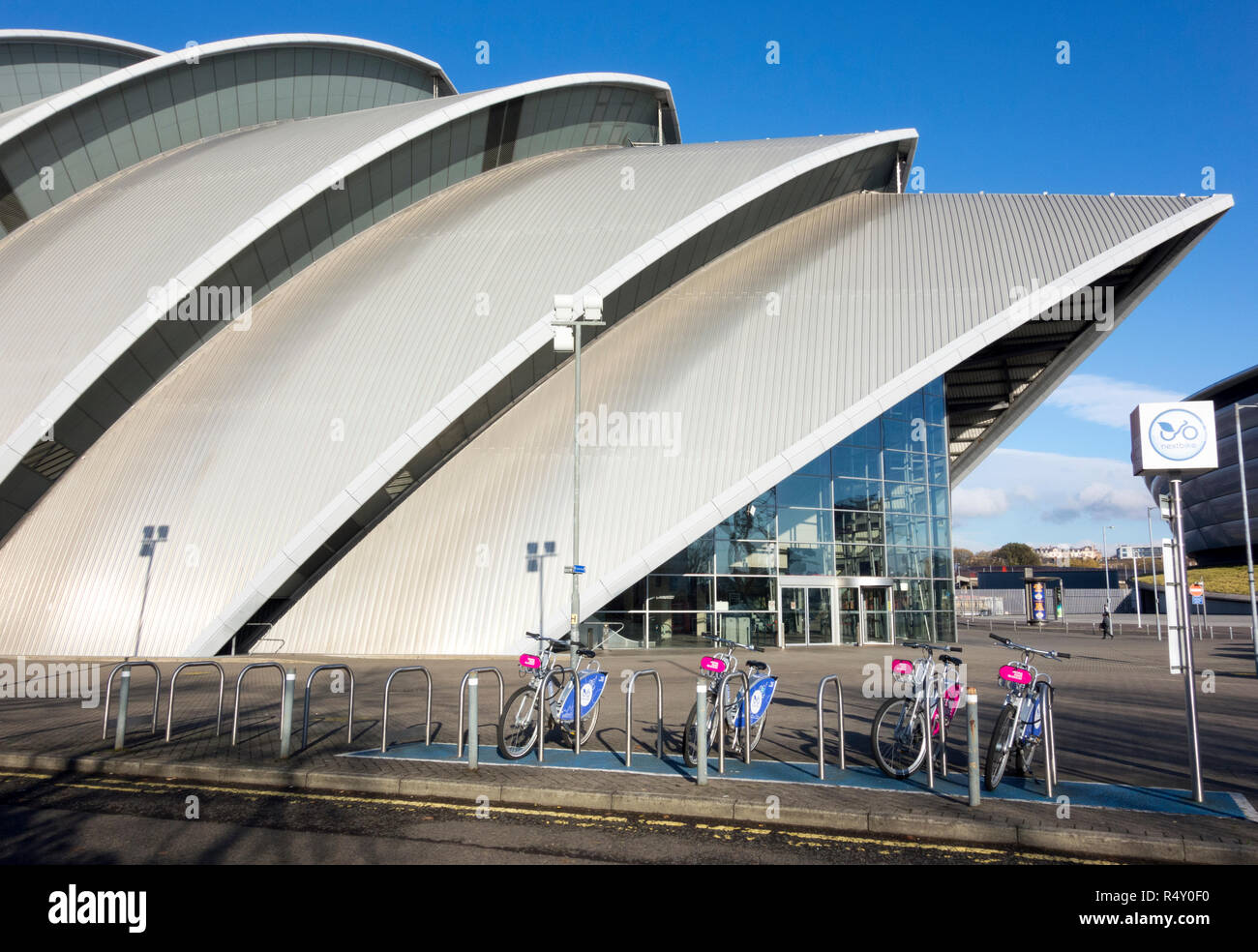 Sec armadillo hi-res stock photography and images - Alamy