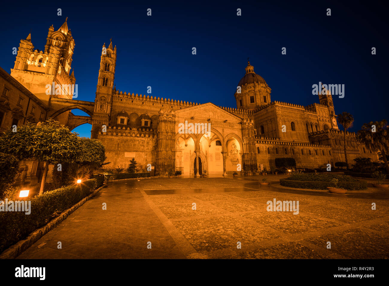 Cattedrale di Palermo, Palermo, Sicily, Italy, Europe Stock Photo - Alamy