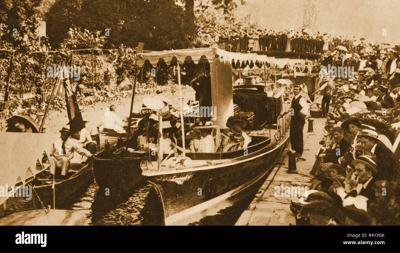 Coronation of king george v and queen mary hi-res stock photography and ...