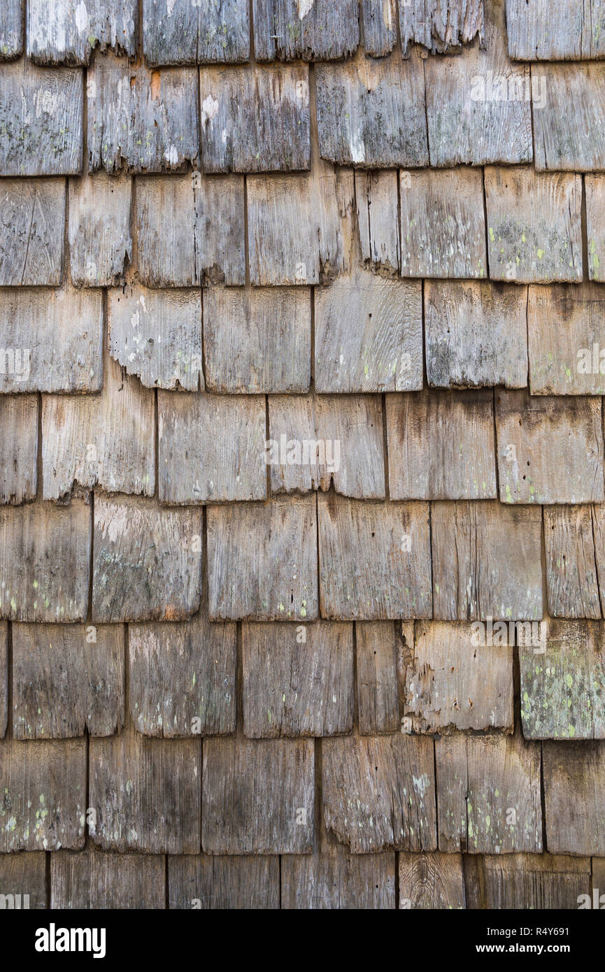 Weathered shingles hi-res stock photography and images - Alamy