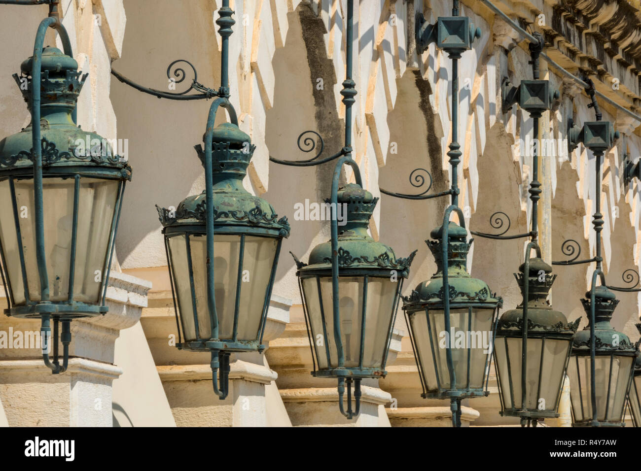 Street Lights Victorian High Resolution Stock Photography and Images ...