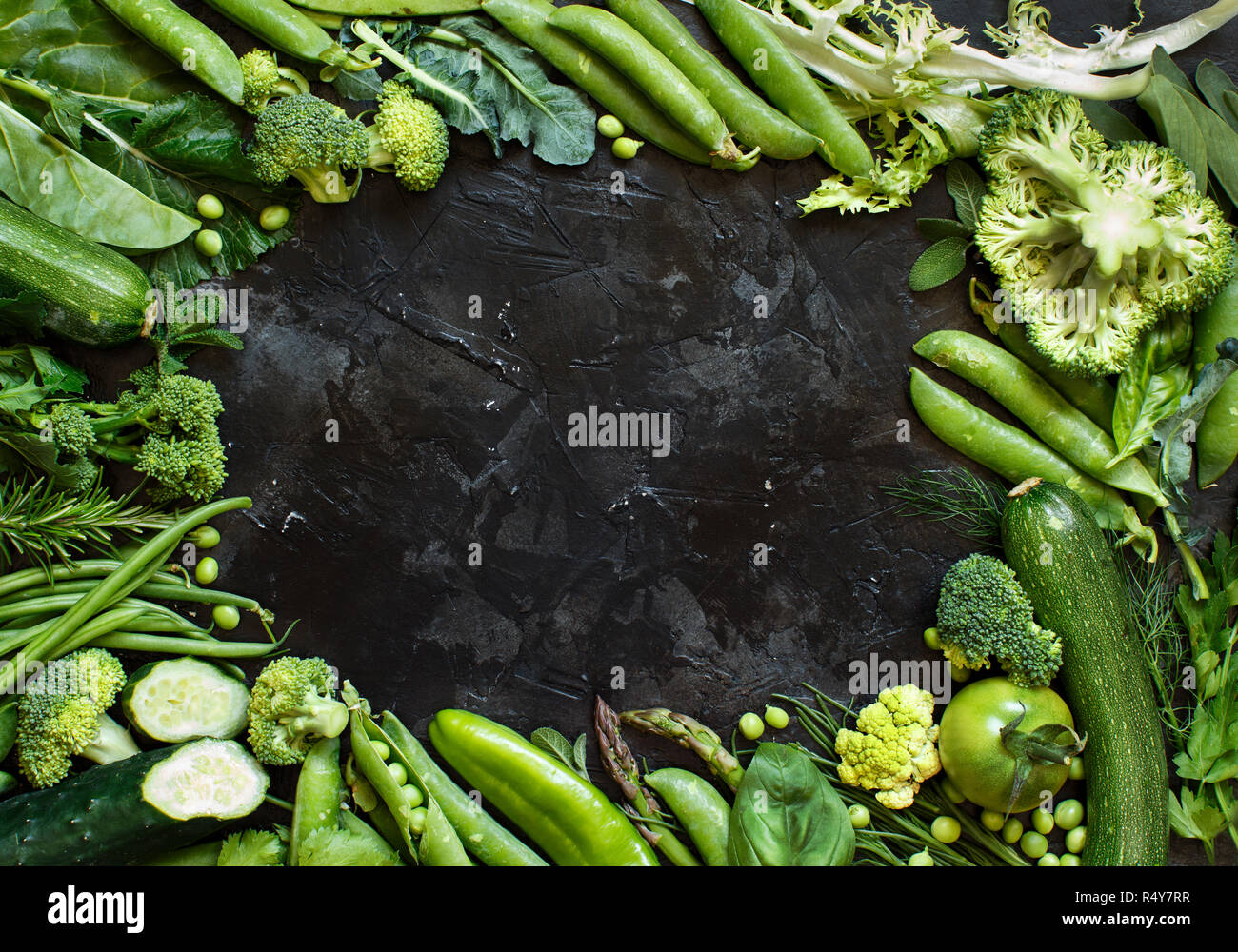 Green vegetables frame Stock Photo - Alamy