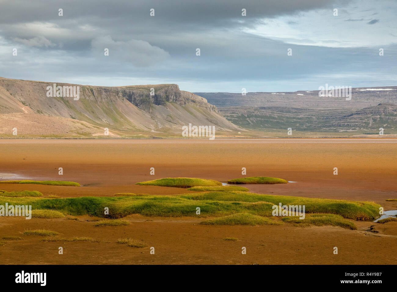 Red sands beach hi-res stock photography and images - Alamy