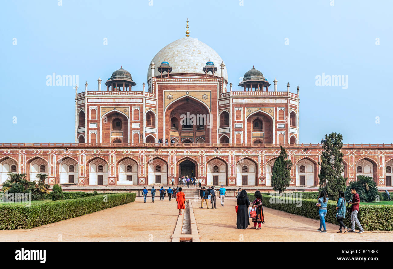 Delhi, India - Nov 9, 2018: Tourists visiting Humayun Tomb UNESCO world ...
