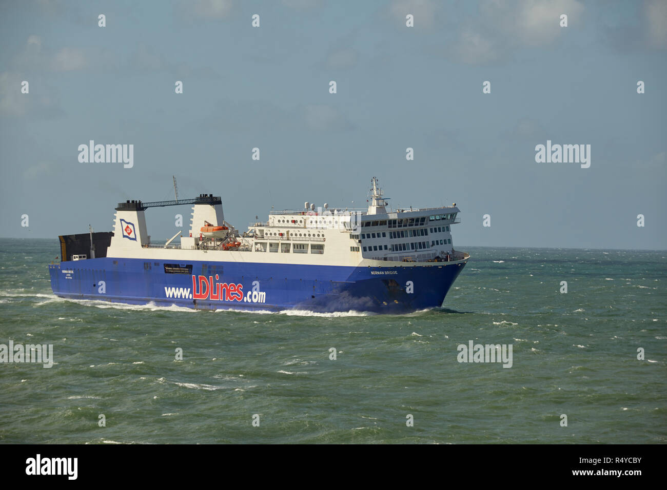 LDlines Ferry in the English Channel Stock Photo - Alamy
