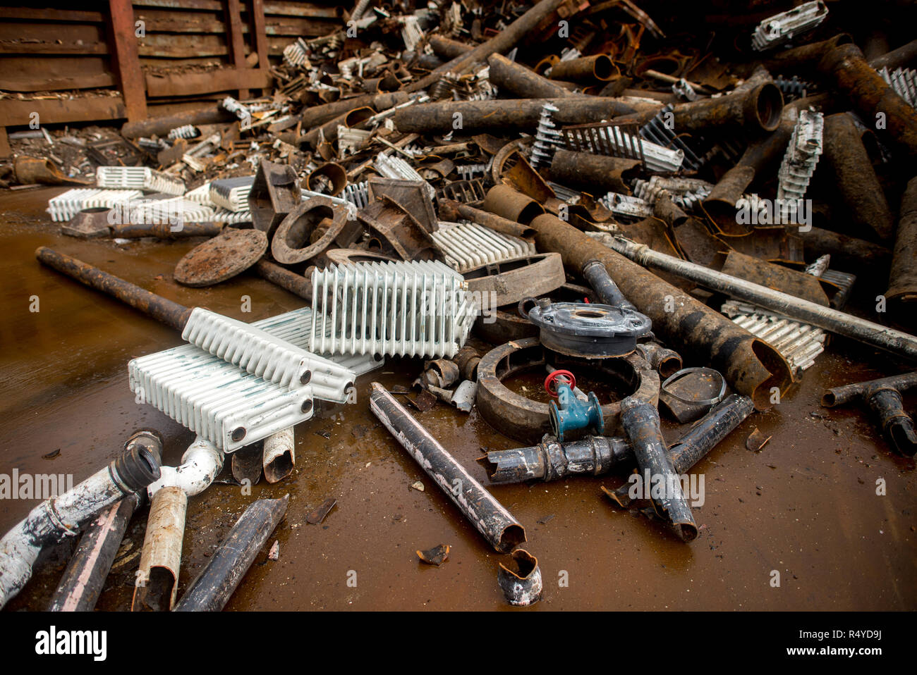 Oldenburg, Germany. 25th Oct, 2018. Sorted scrap metal, including old ...
