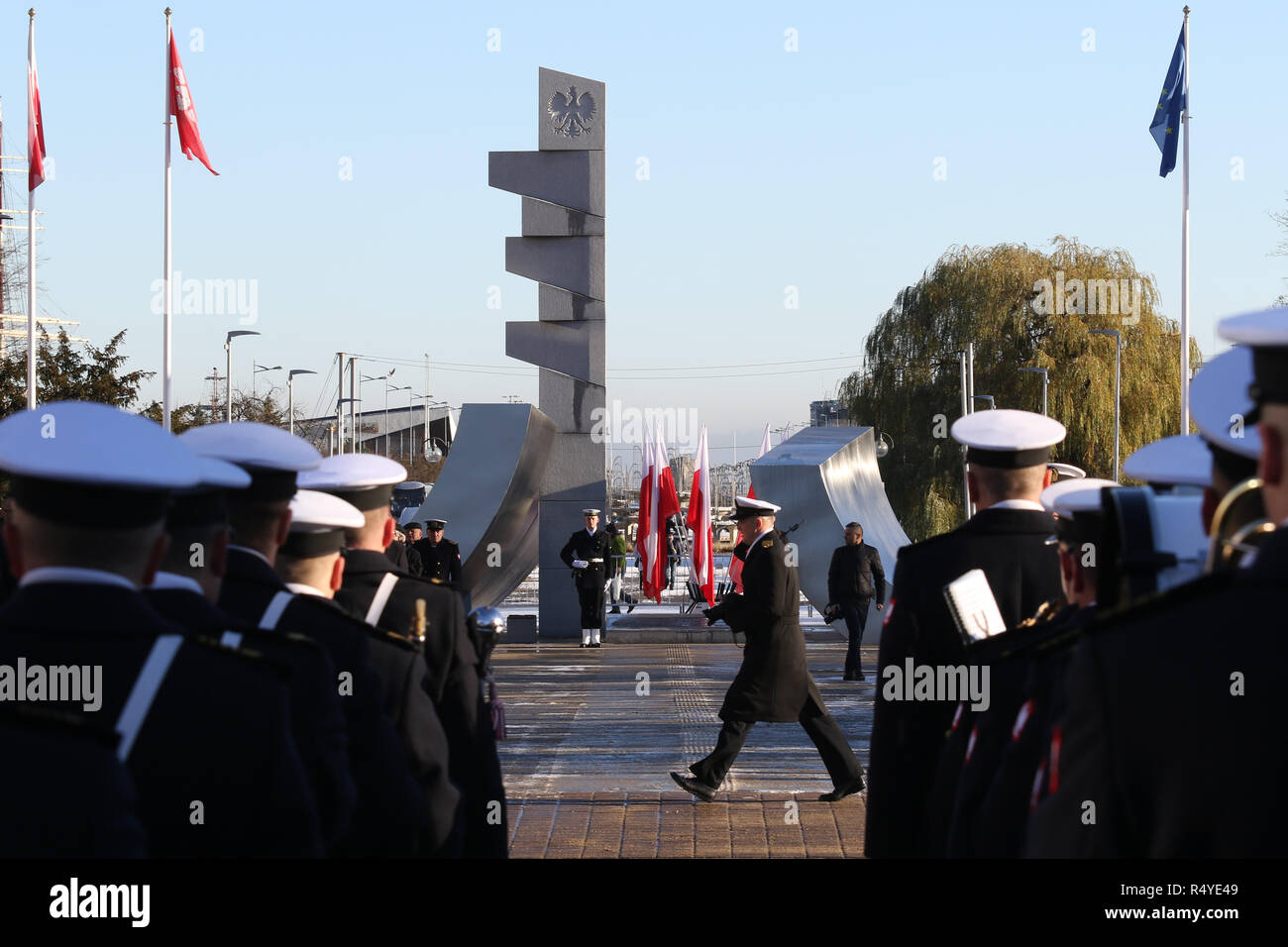 Gdynia, Poland. 28th Nov 2018. Polish Navy soldiers under the Monument ...