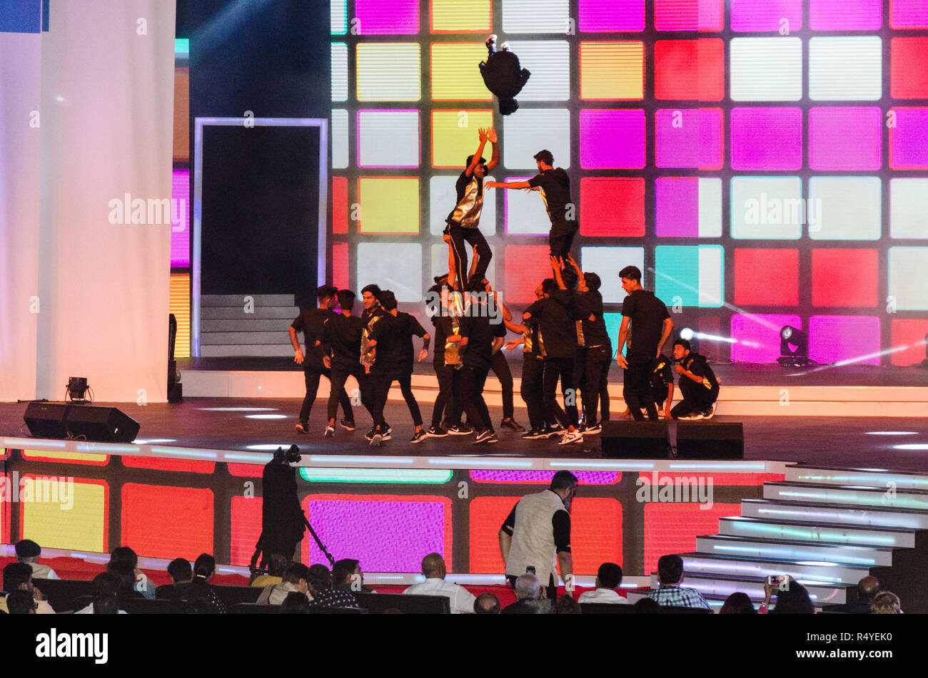 Taleigao, India. 28th November, 2018. X1X dance crew from Mumbai ...