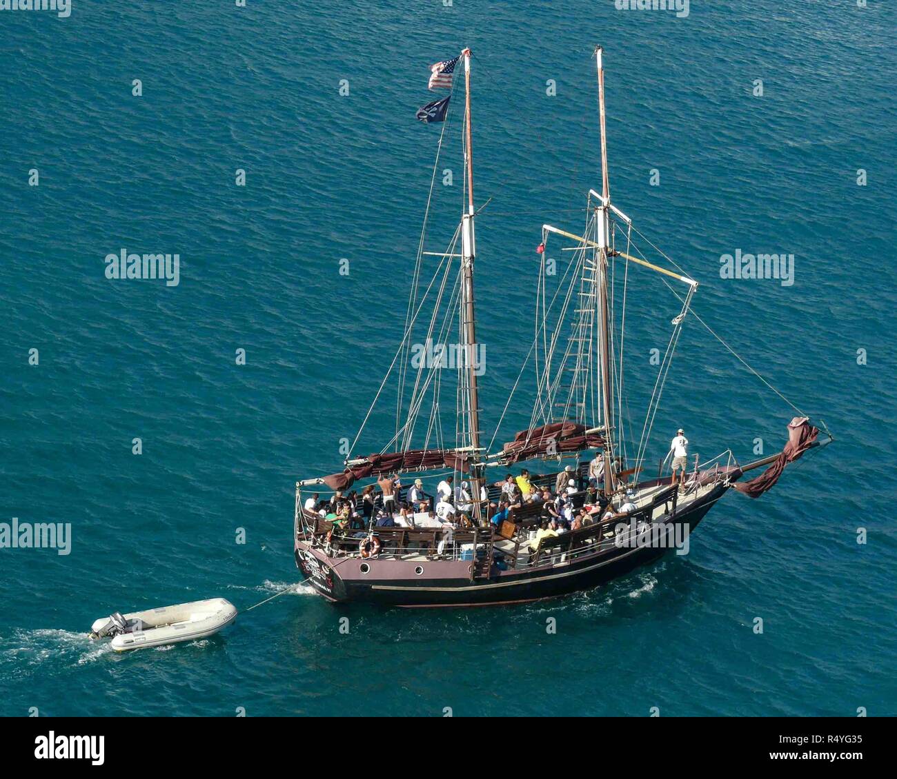 St Thomas, Virgin Islands. 13th Jan, 2009. The pirate schooner "Bones ...