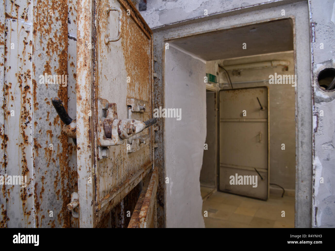 09 November 2018, Bavaria, Pullach: A bunker is to be seen under the ...