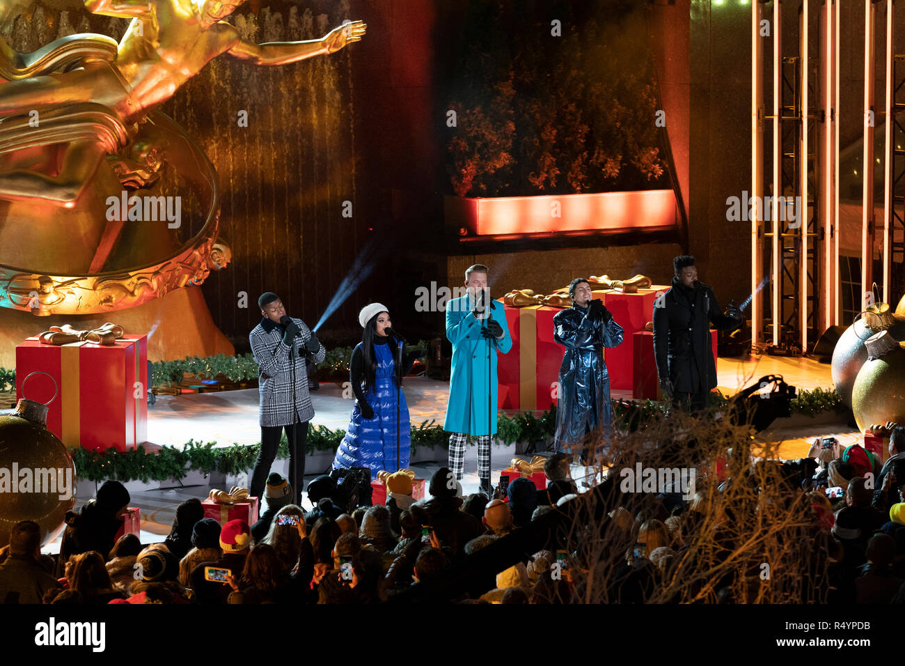 Kirstin maldonado of pentatonix hi-res stock photography and images - Alamy