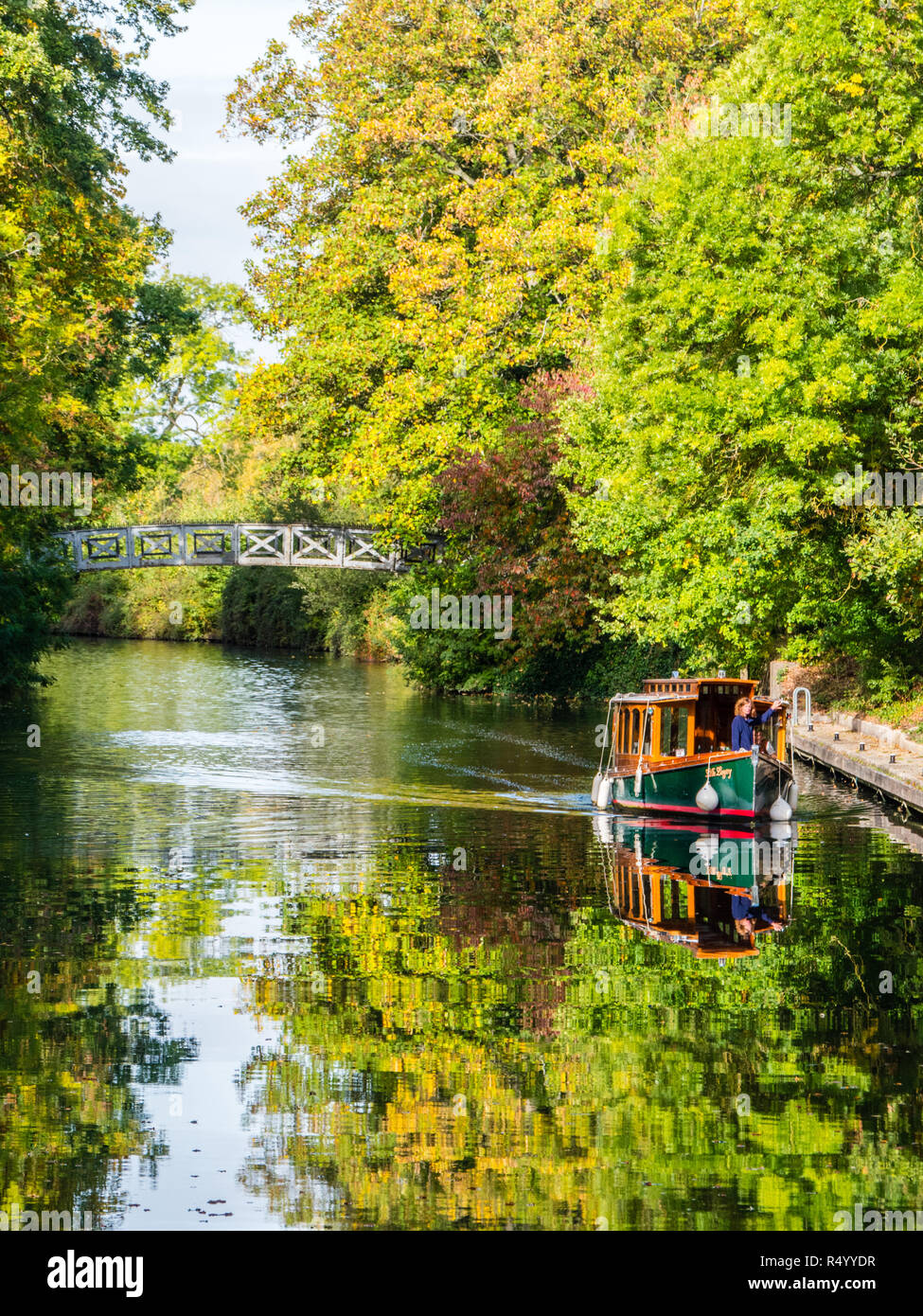 Autumn cookham england hi-res stock photography and images - Alamy