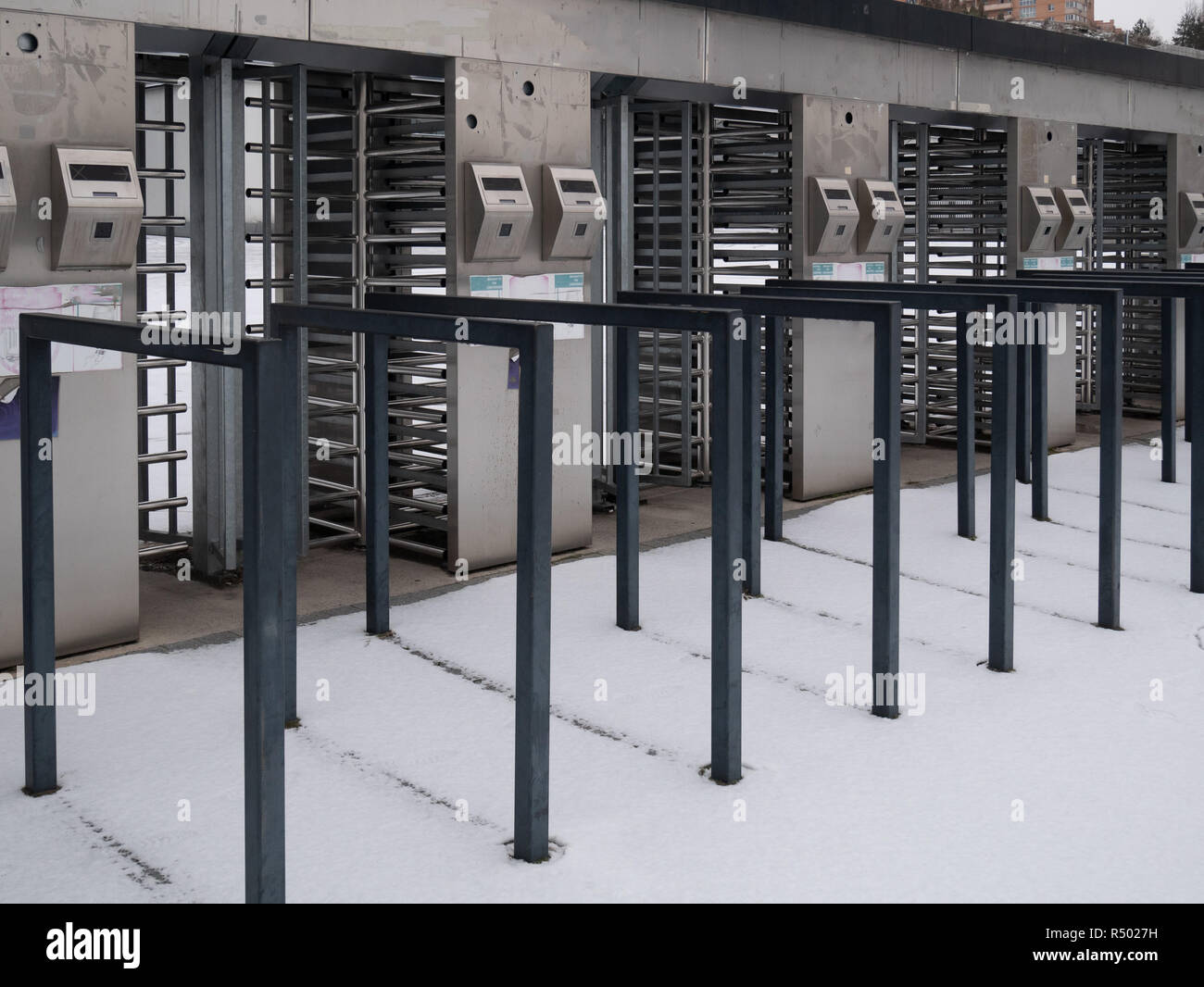 Gate stadium entrance technology hi-res stock photography and images ...