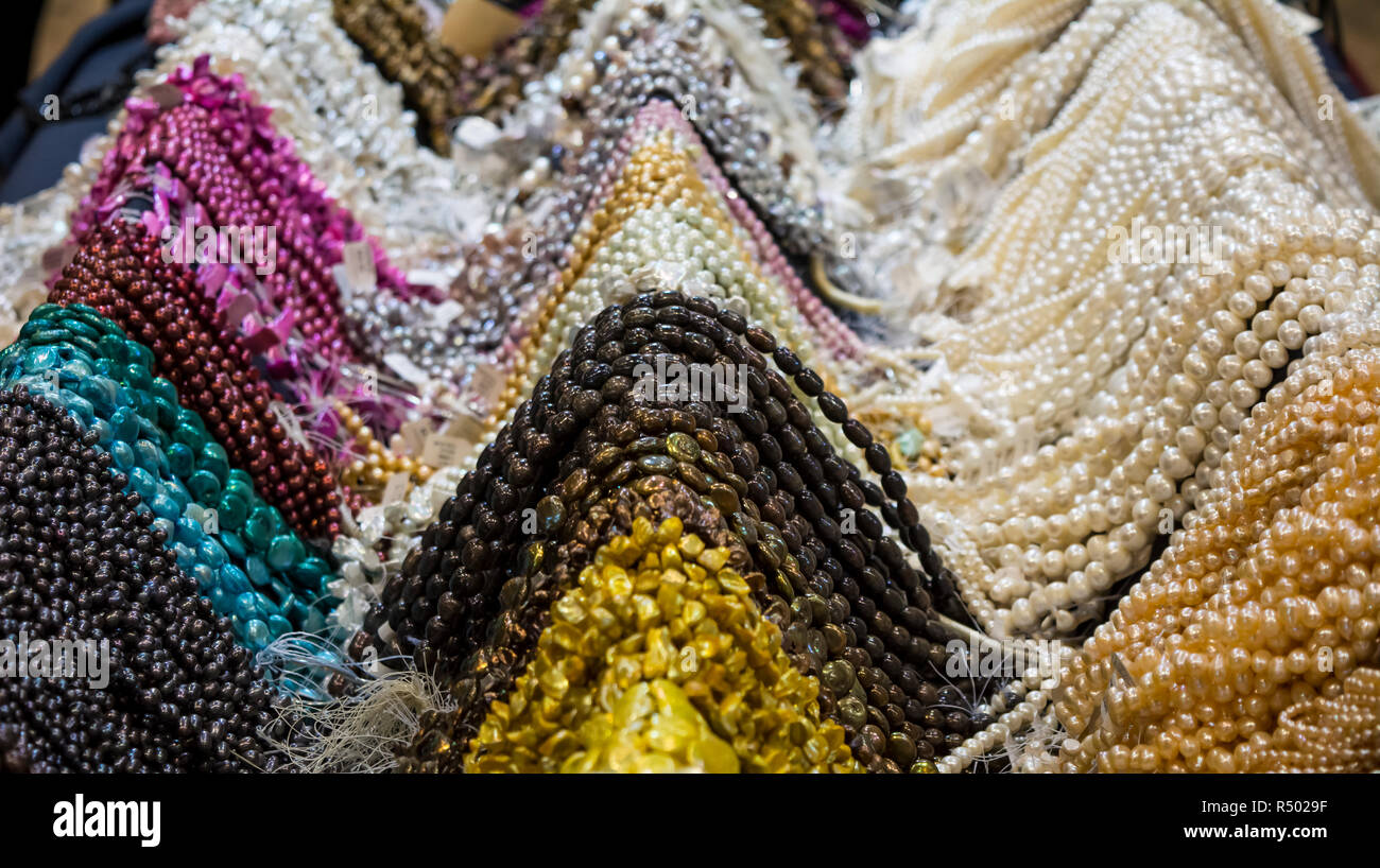 Perles diy hi-res stock photography and images - Alamy