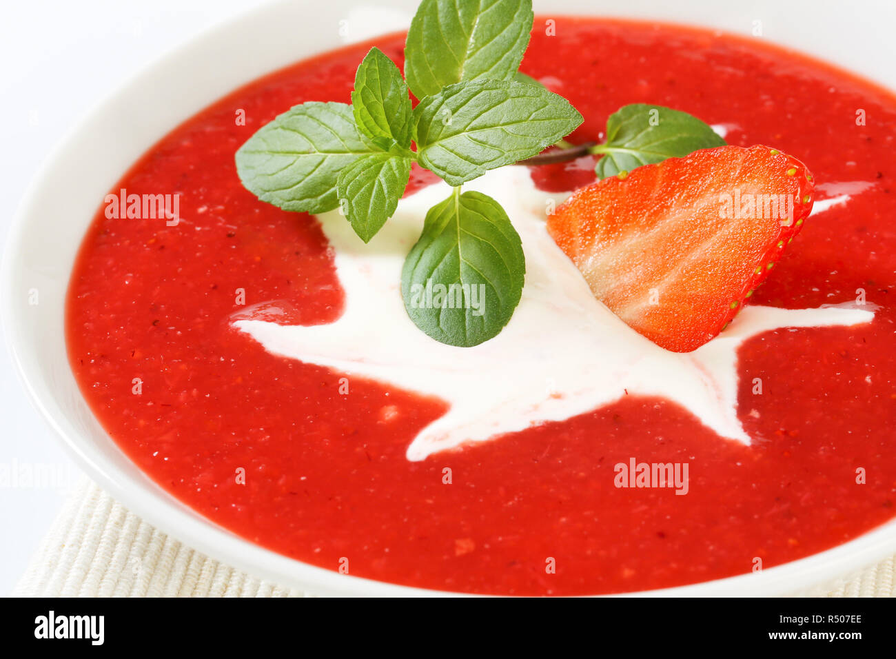 Strawberry puree soup hi-res stock photography and images - Alamy