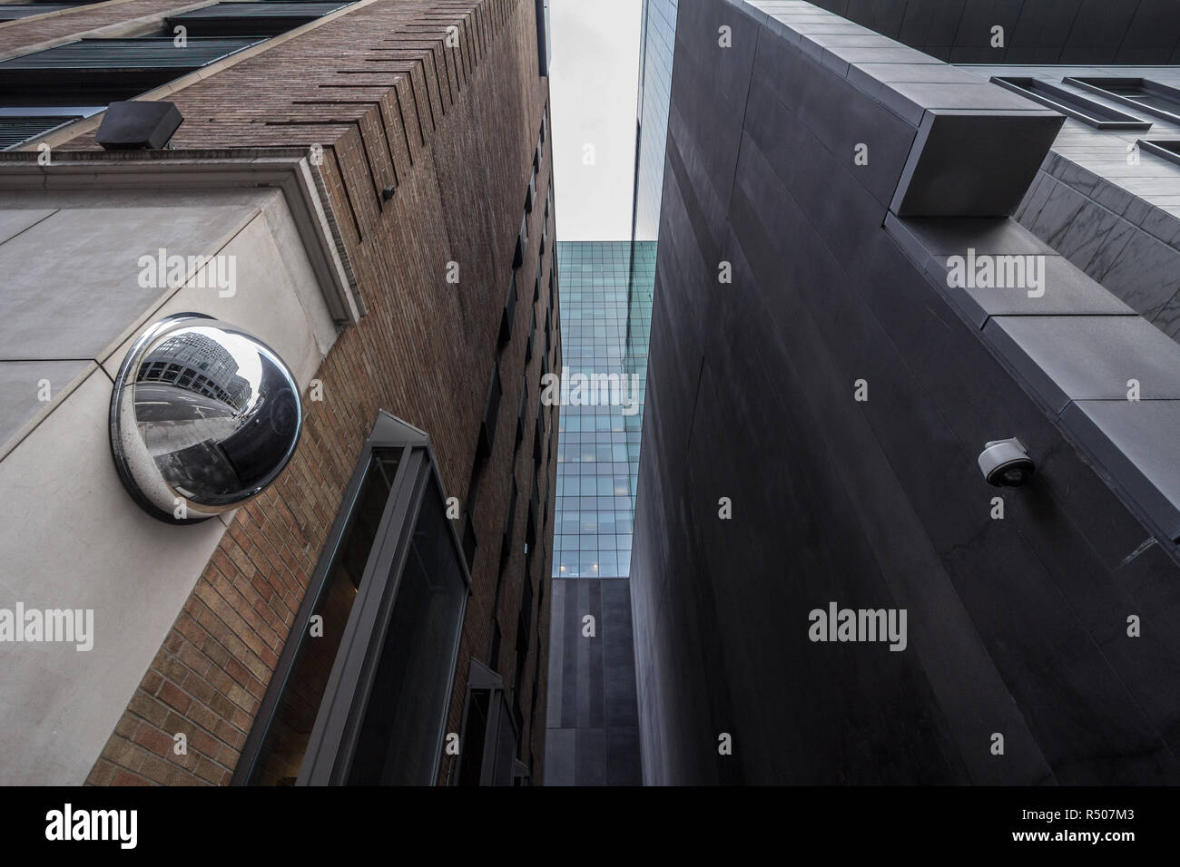 Narrow dead end street in hi-res stock photography and images - Alamy
