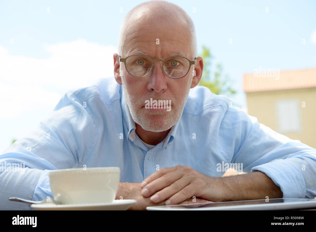 An angry senior man outdoor Stock Photo - Alamy