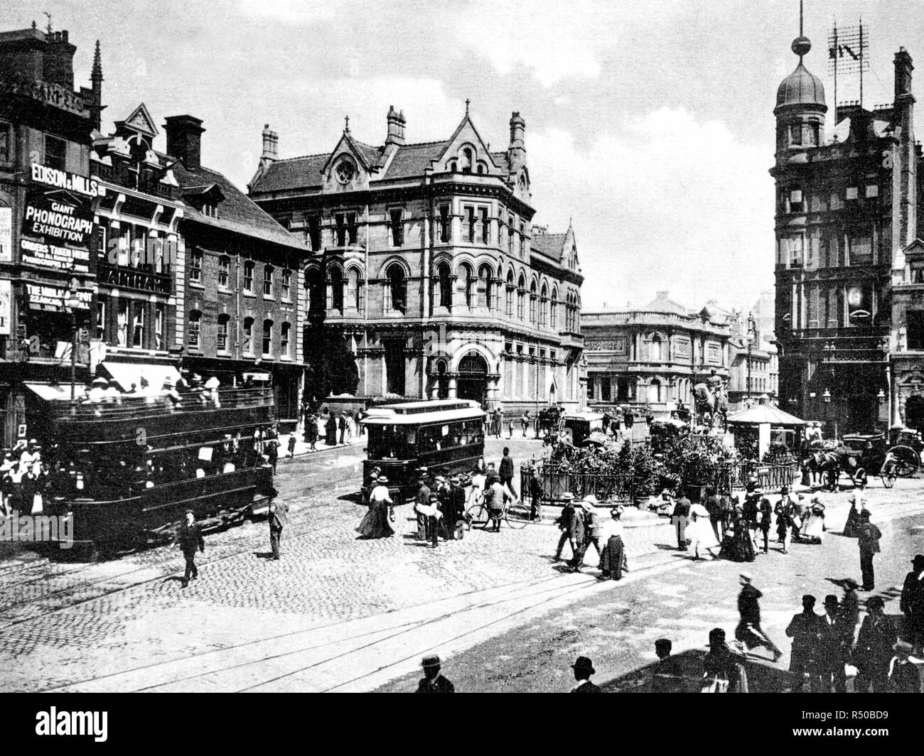 Queen Square, Wolverhampton Stock Photo - Alamy