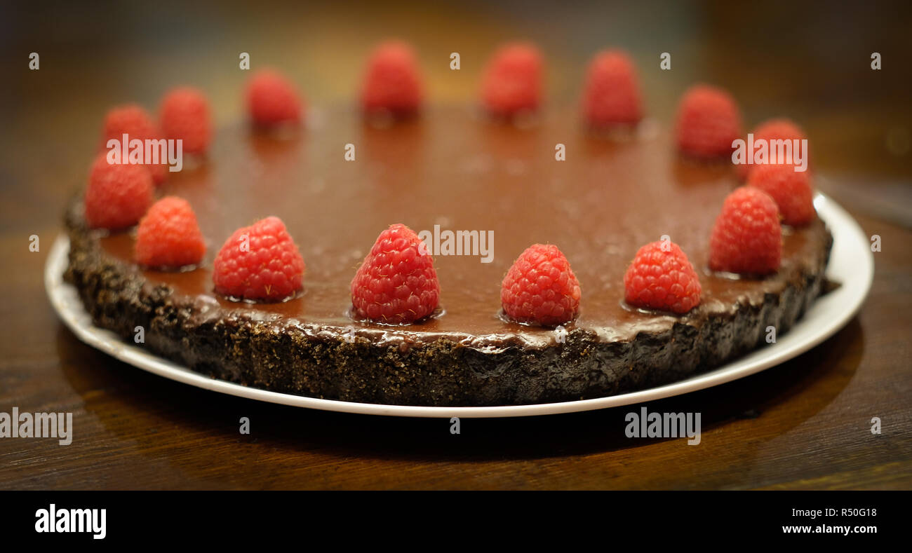 White chocolate torte hi-res stock photography and images - Alamy