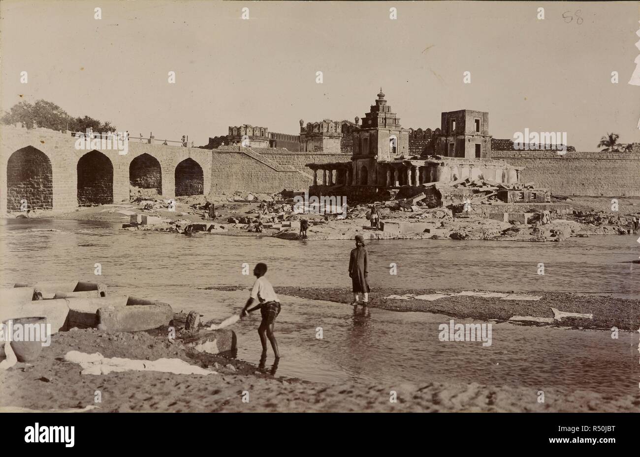 Chundoo Lal's sati Ghaut [Hyderabad]. View of riverside ghat, looking ...