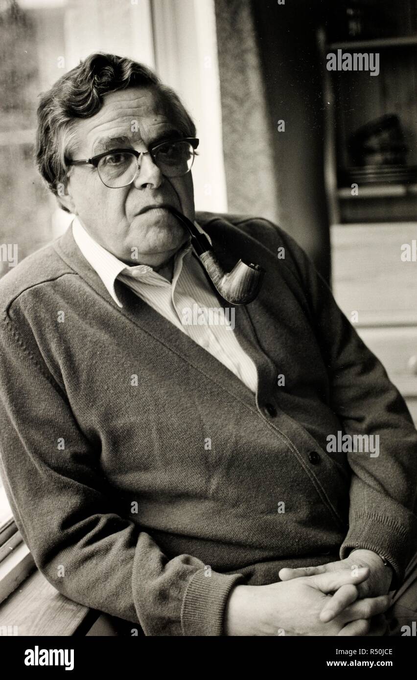 Donald Davie 1986. Portrait of Donald Davie. England. Portrait of a ...