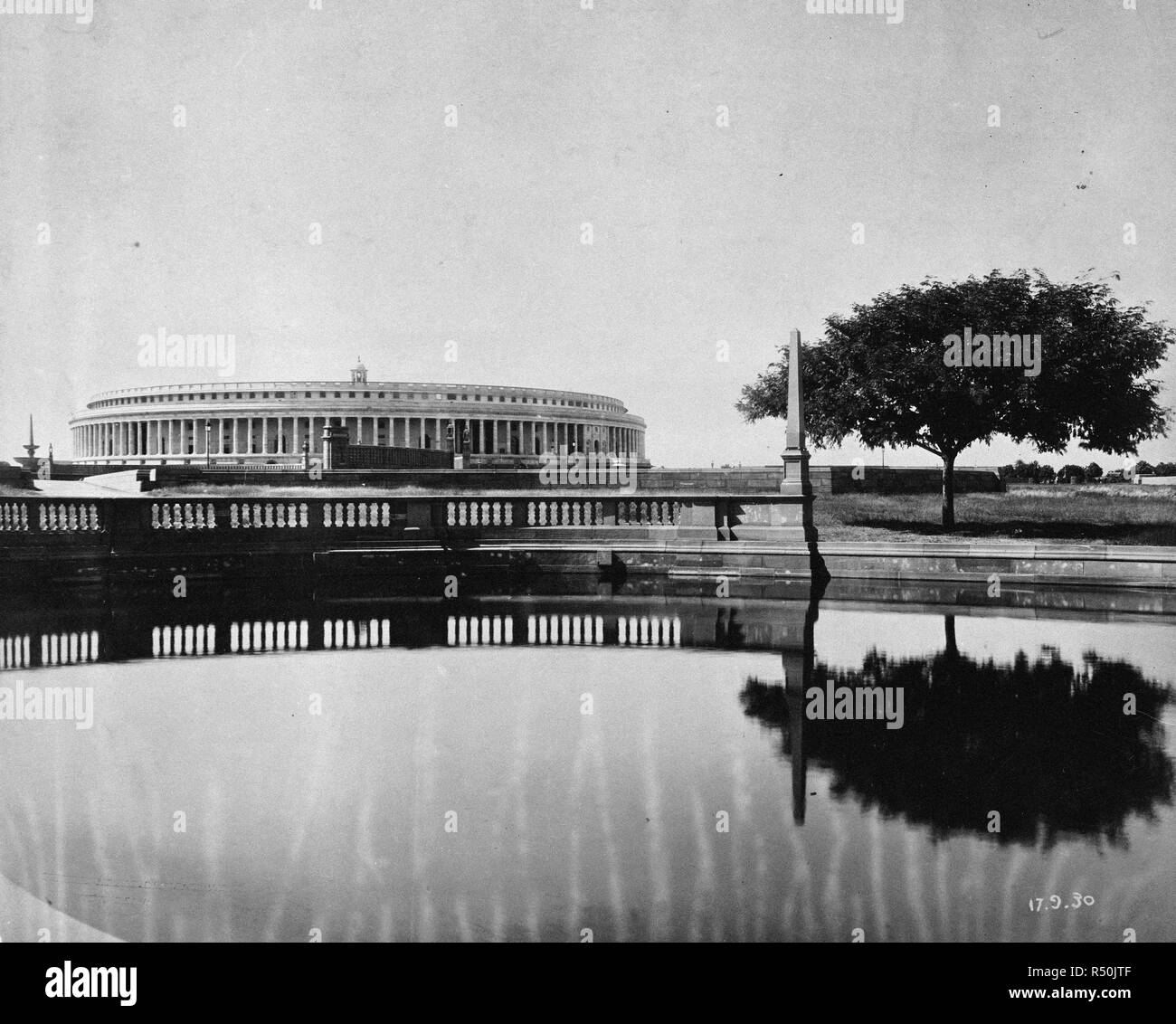 Photograph Of Government House In New Delhi Views In New Delhi And