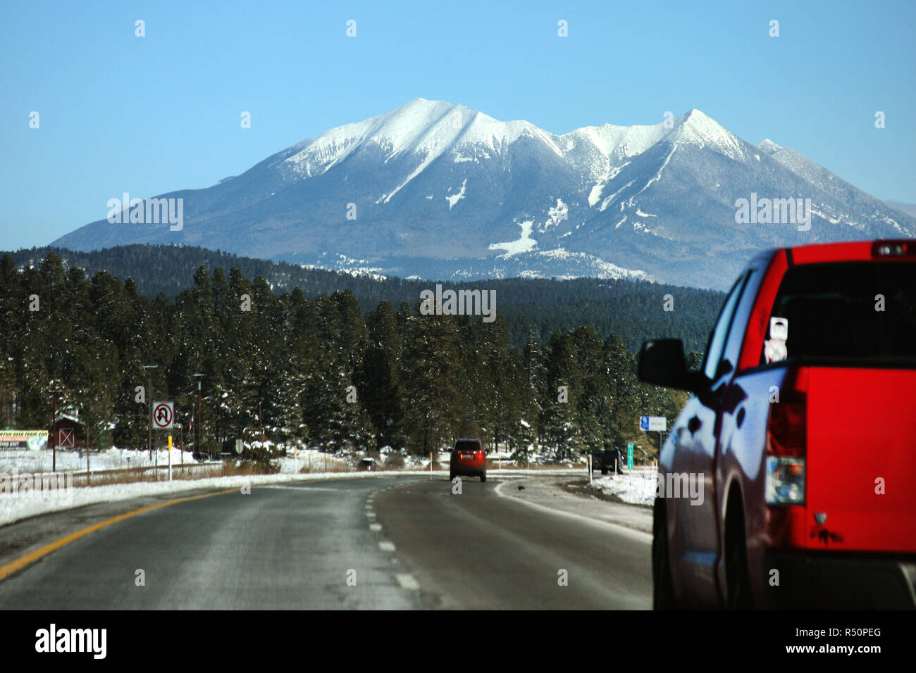 Interstate snow hi-res stock photography and images - Alamy