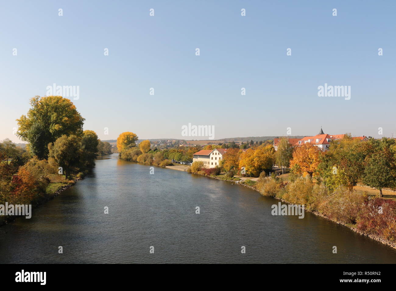 Blick auf den Main in Haßfurt in Bayern Stock Photo - Alamy