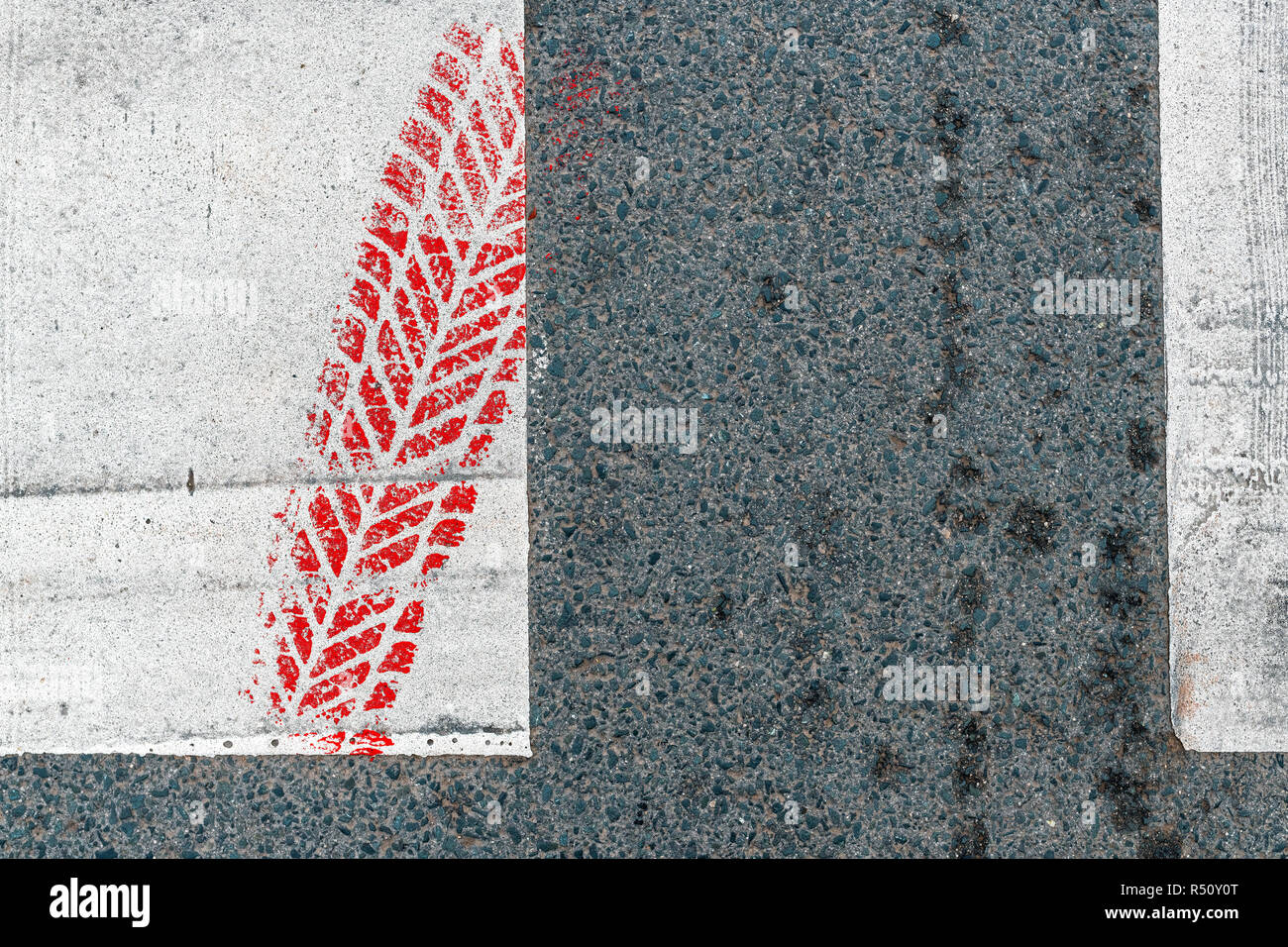 Safety marking hi-res stock photography and images - Alamy