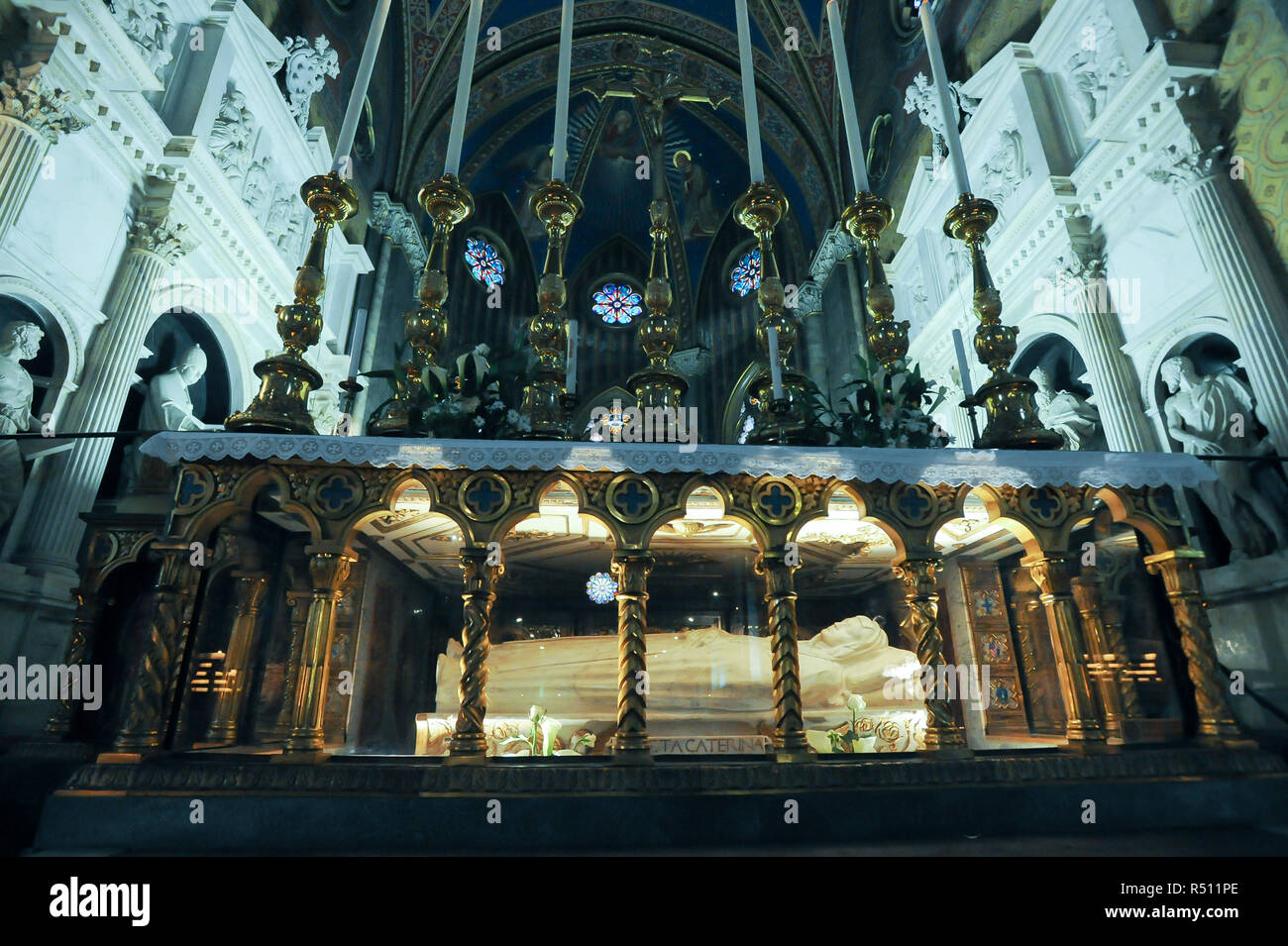 Sarcophagus of Saint Catherine of Siena beneath the High Altar in ...