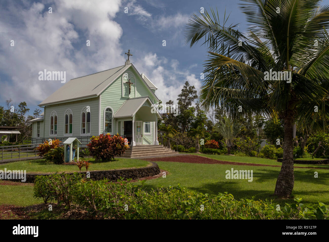 Kalapana, Hawaii - Star of the Sea Painted Church. Built in 1927-28 ...