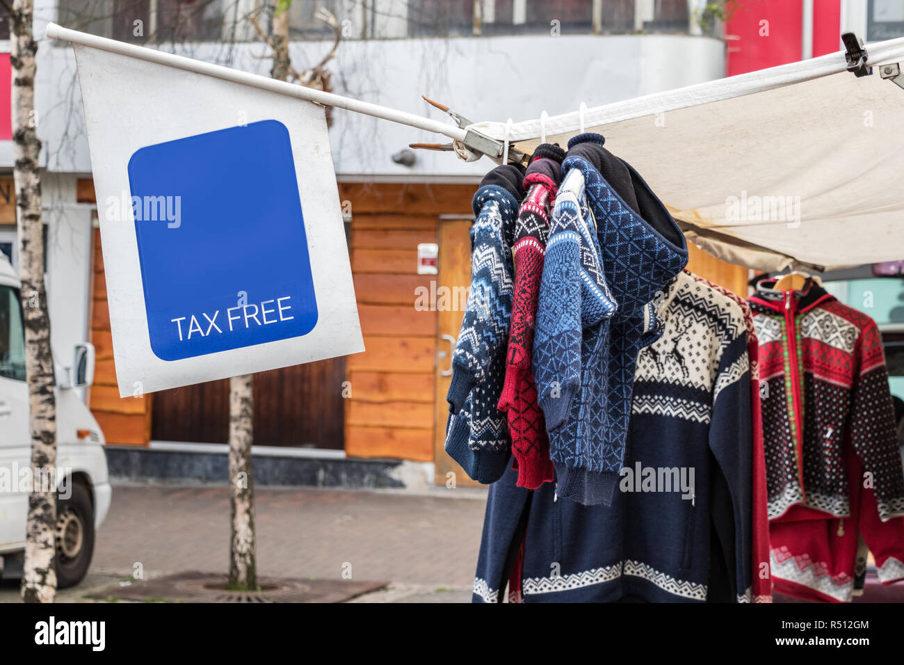 Tax free sign hi-res stock photography and images - Alamy