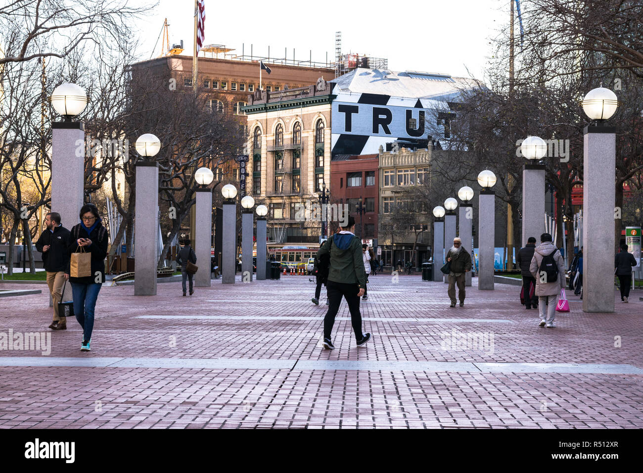 Dome copula architecture building hi-res stock photography and images ...