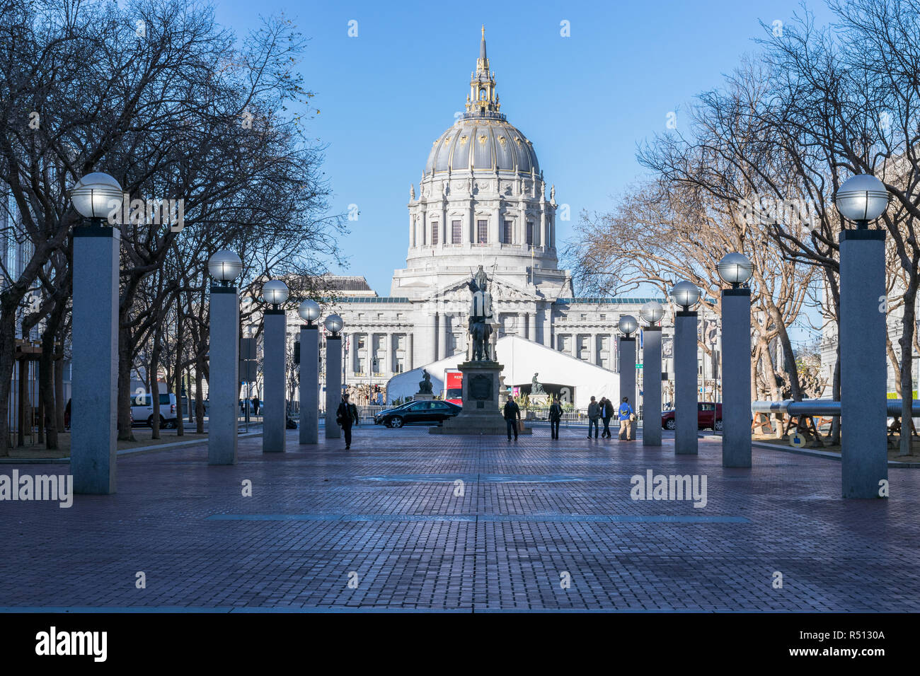 Dome copula architecture building hi-res stock photography and images ...