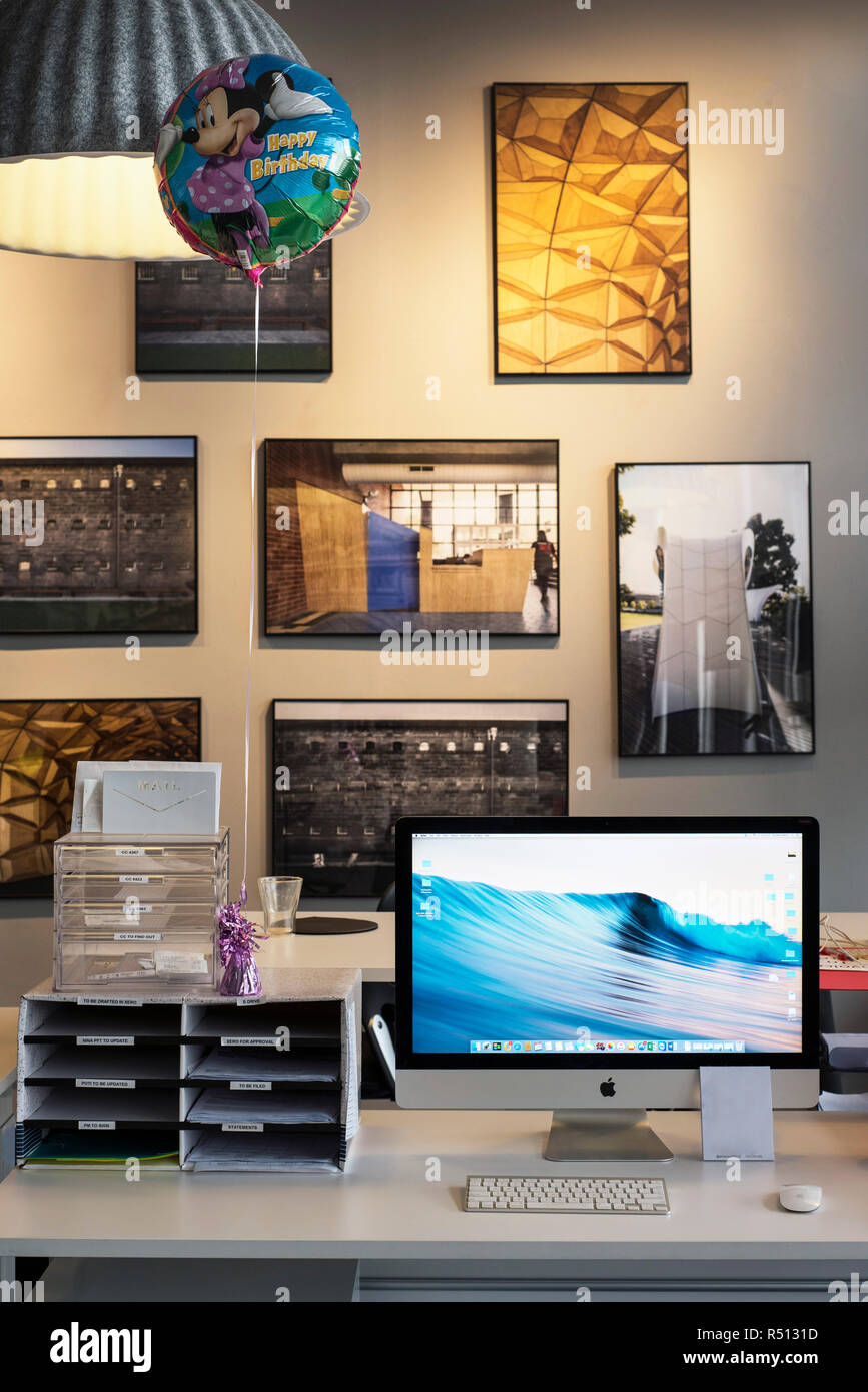 Organized desk hi-res stock photography and images - Alamy