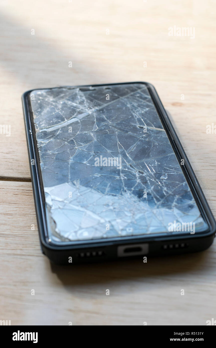 broken smartphone, accidentally cracked or damage Stock Photo - Alamy