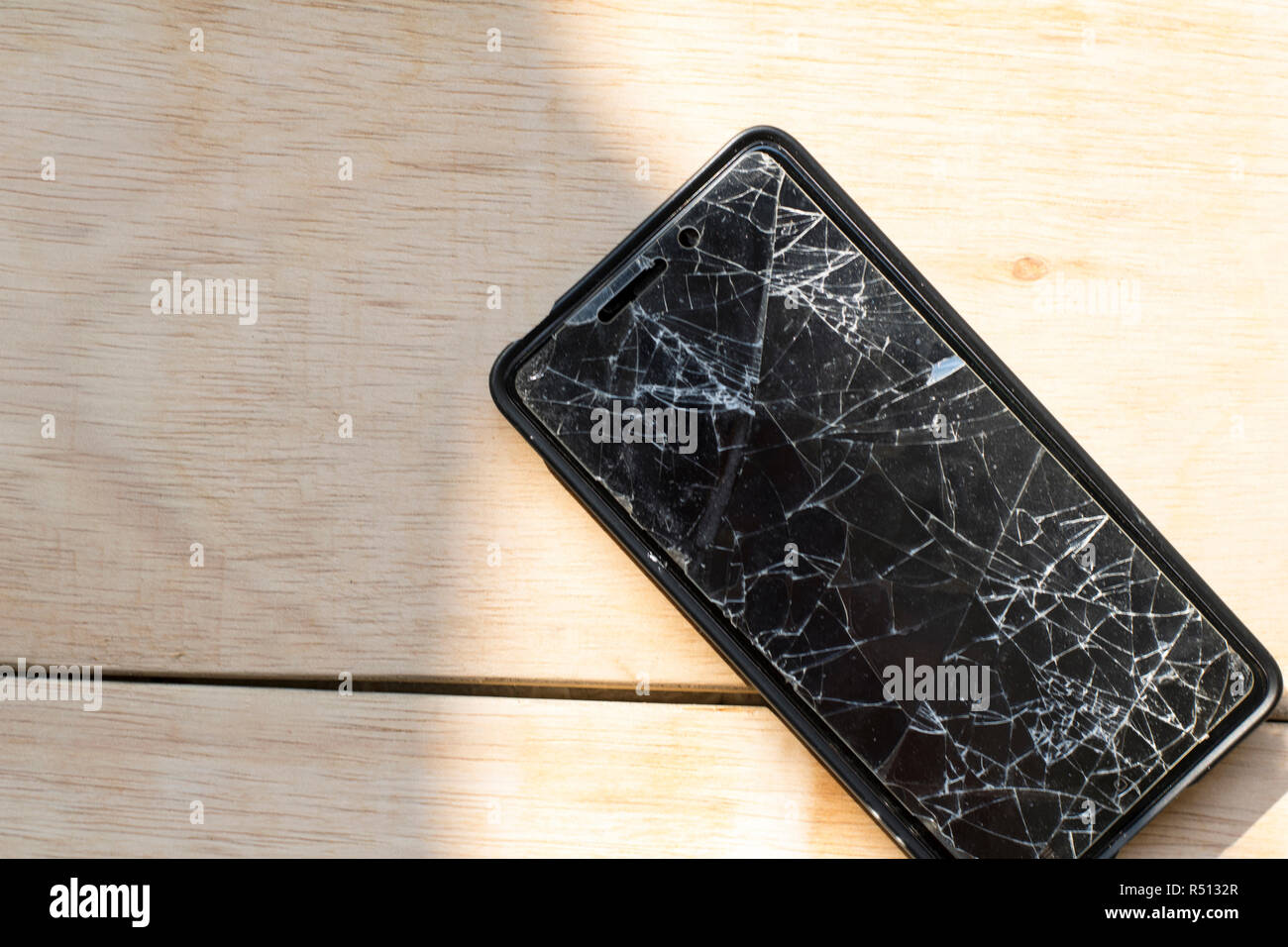 broken smartphone, accidentally cracked or damage Stock Photo - Alamy