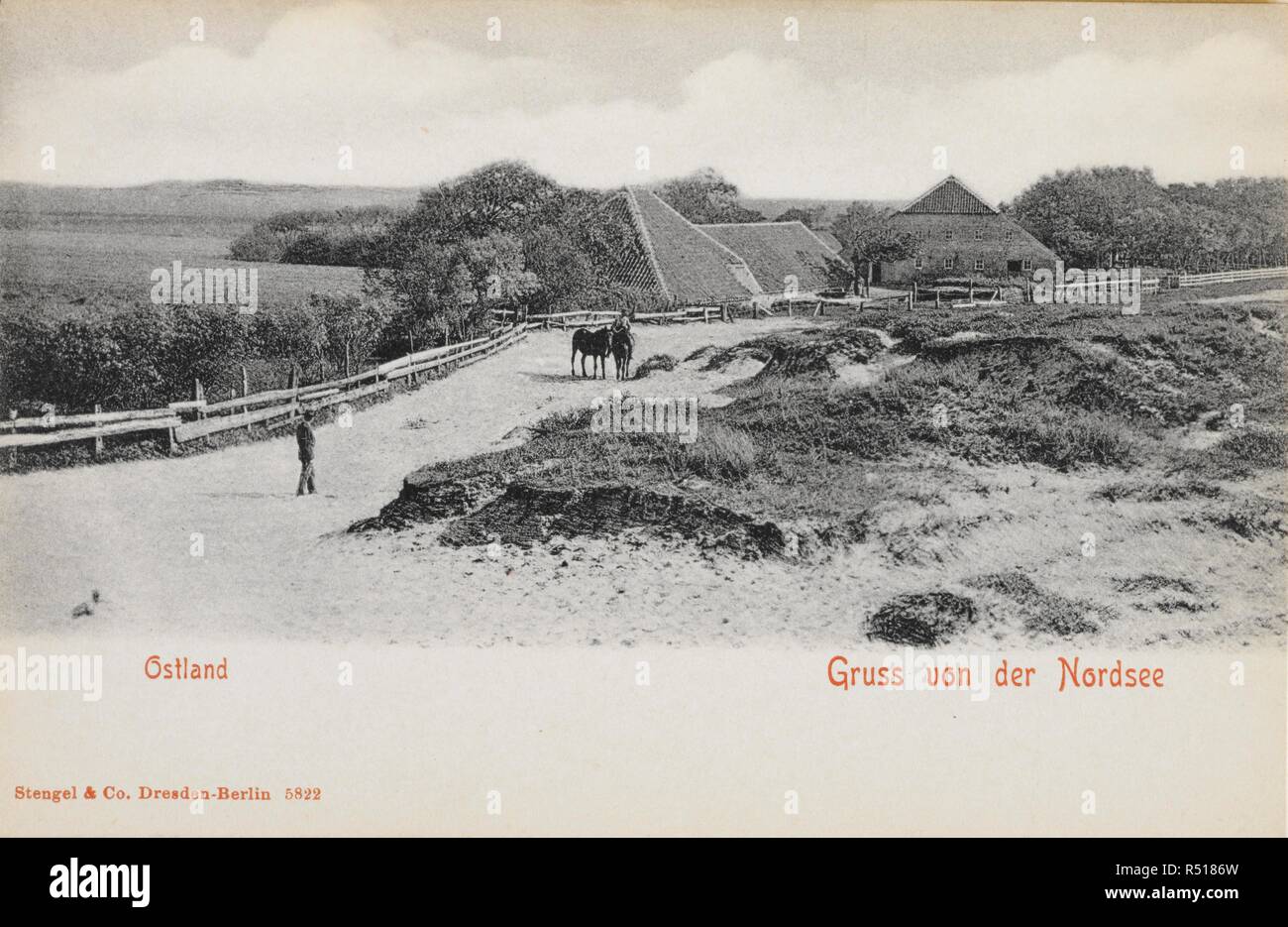 Early twentieth century farm scene hi-res stock photography and images ...