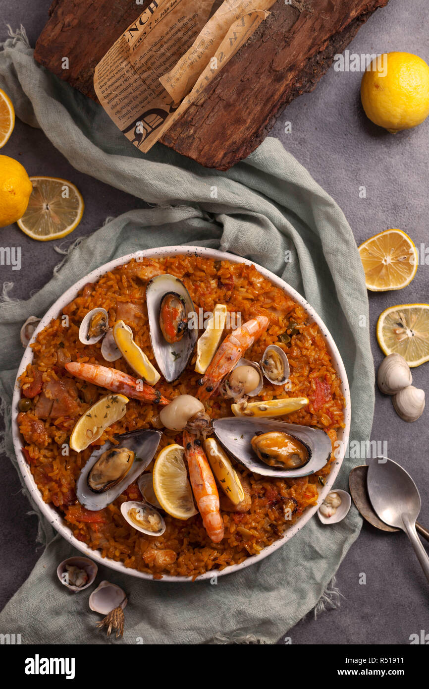 Fried rice seafood paella hi-res stock photography and images - Alamy