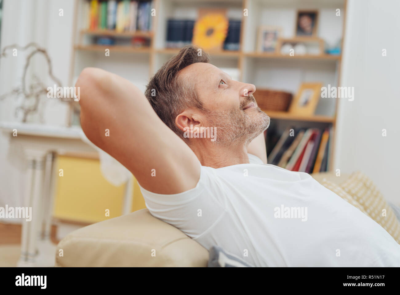 Bearded man looking upwards hi-res stock photography and images - Alamy