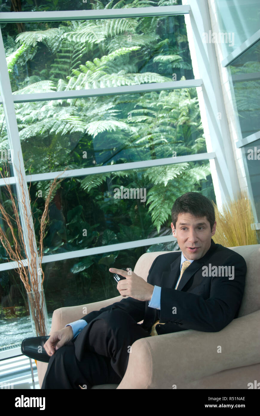 Middle legs pointing hi-res stock photography and images - Alamy