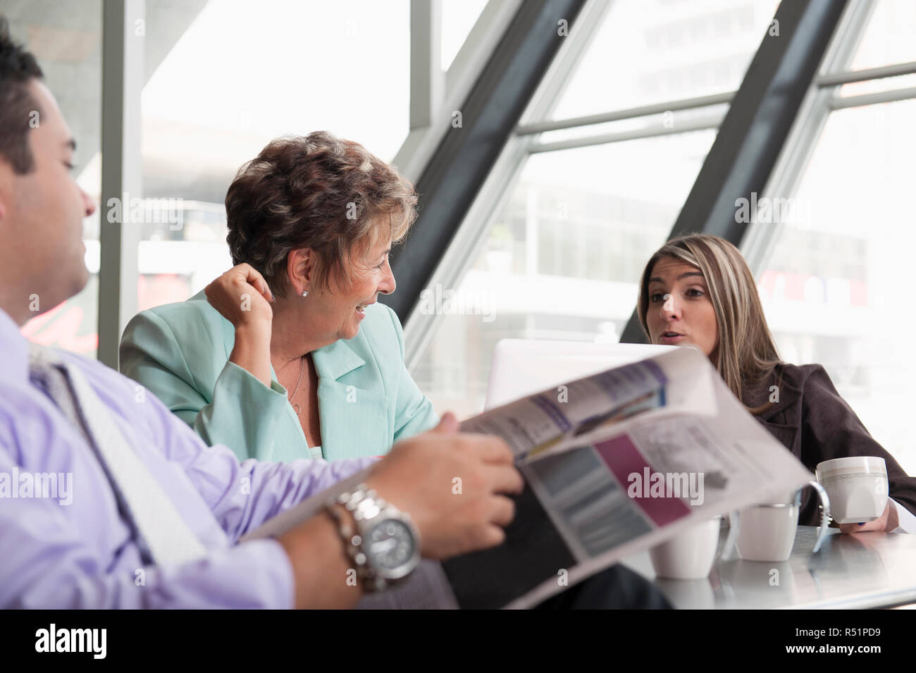 Old man conversation cafe elderly hi-res stock photography and images ...